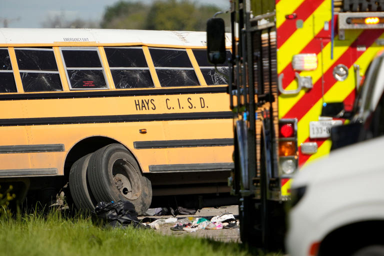 Texas House passes bill tightening rules on school bus seat belts