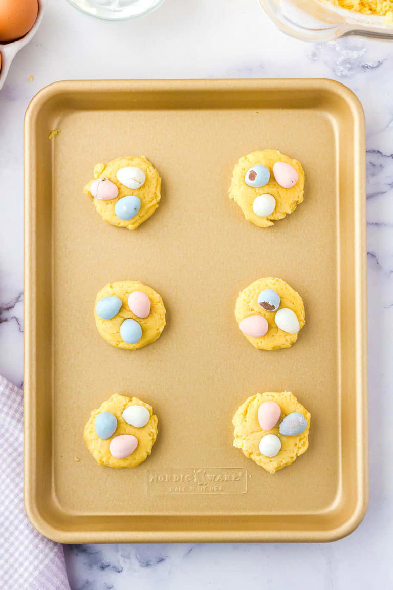 Easter Mini Egg Cookies