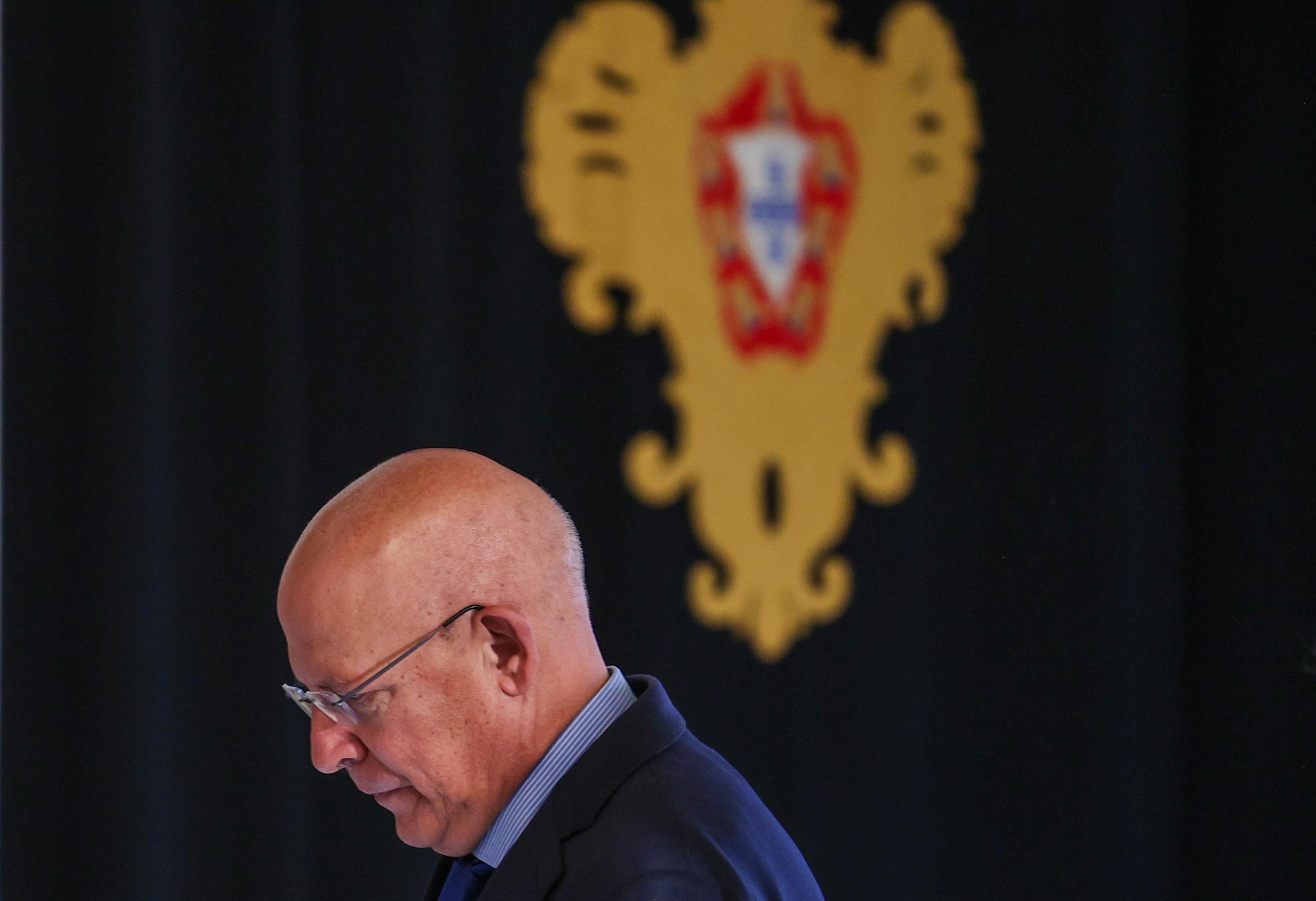 Presidenciais: “Eu não excluo nenhuma candidatura”, diz Augusto Santos Silva