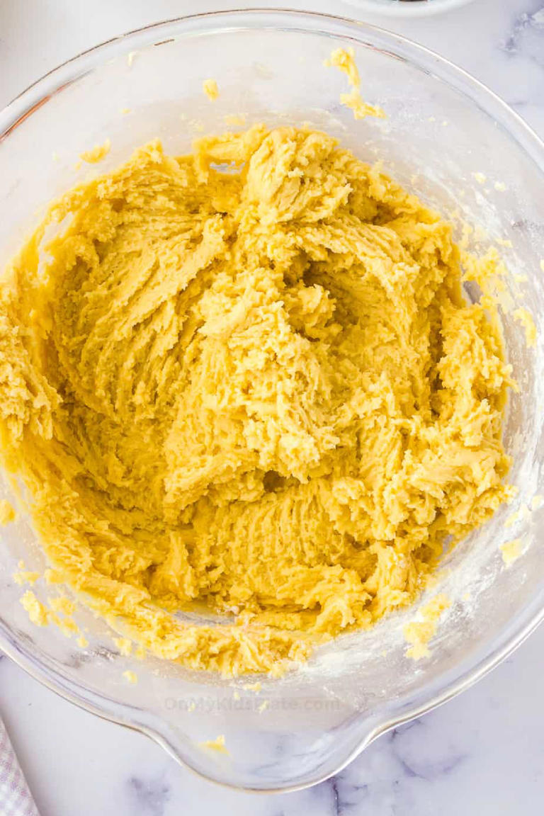 Easter Mini Egg Cookies