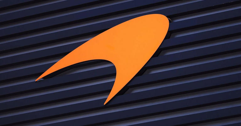 Long-serving McLaren mechanic starts ‘next chapter’ with Aston Martin ...