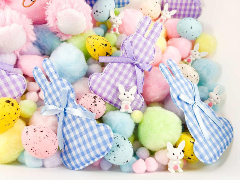 Fun Easter Sensory Bin