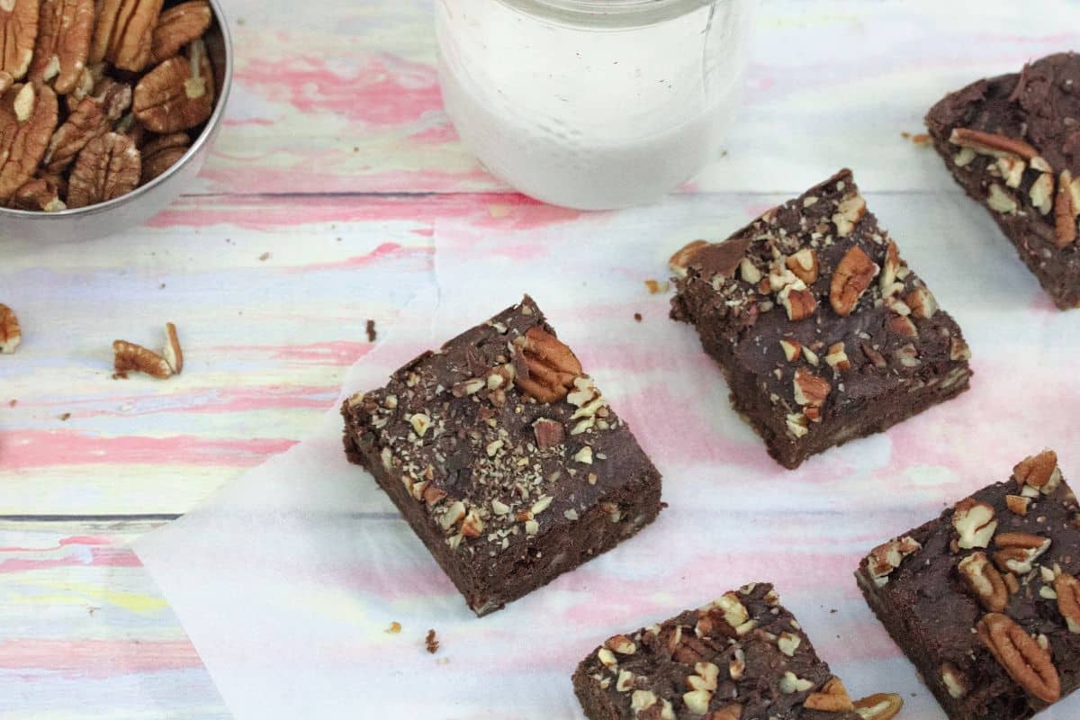 10 Sweet Protein Snacks That Won't Mess With Your Blood Sugar