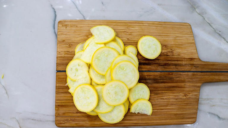 When Wondering What To Make With Summer Squash, This Parmesan-crusted ...