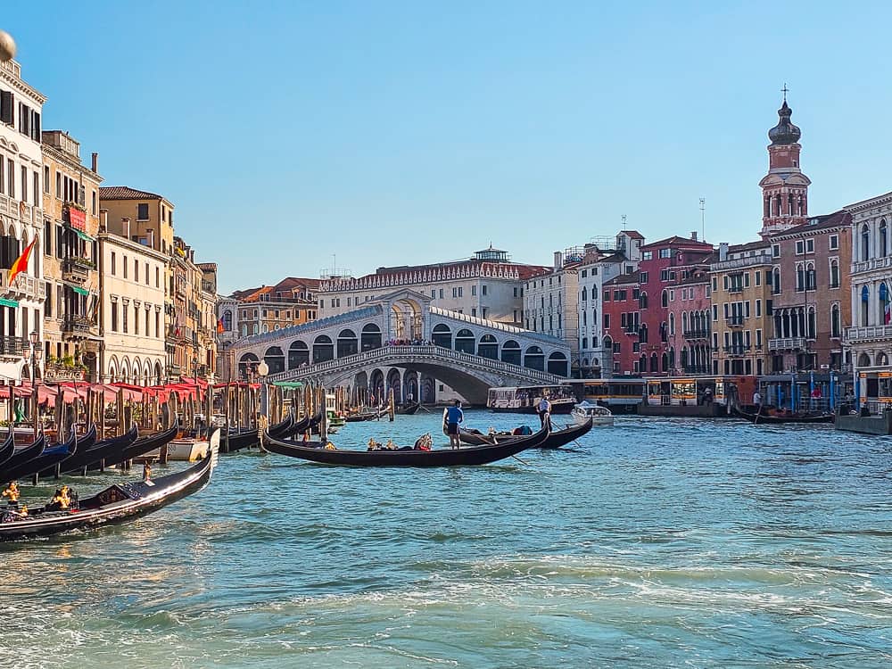 These 23 Iconic and Under-the-Radar Spots Capture the Magic of Venice