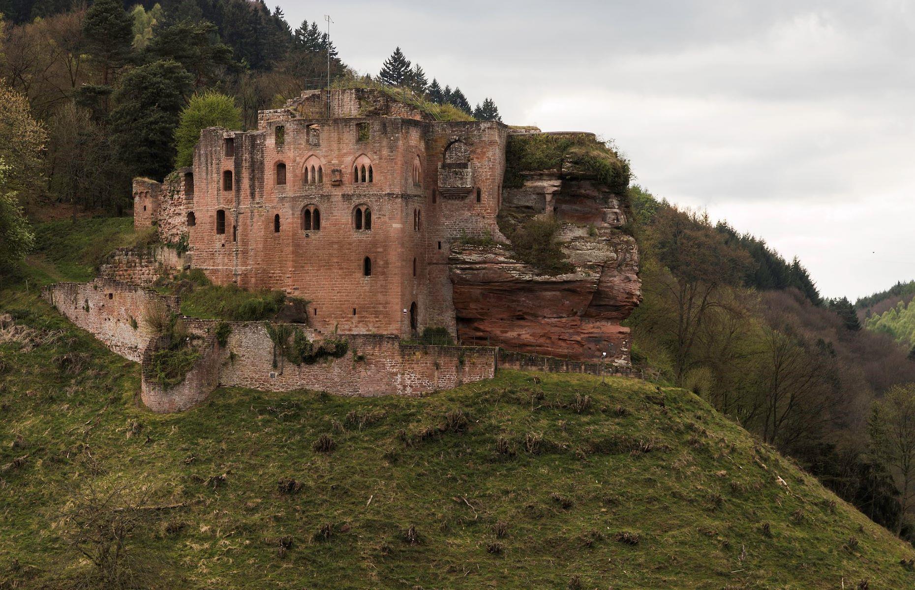 Step inside the 13 real-life properties that inspired your favourite books
