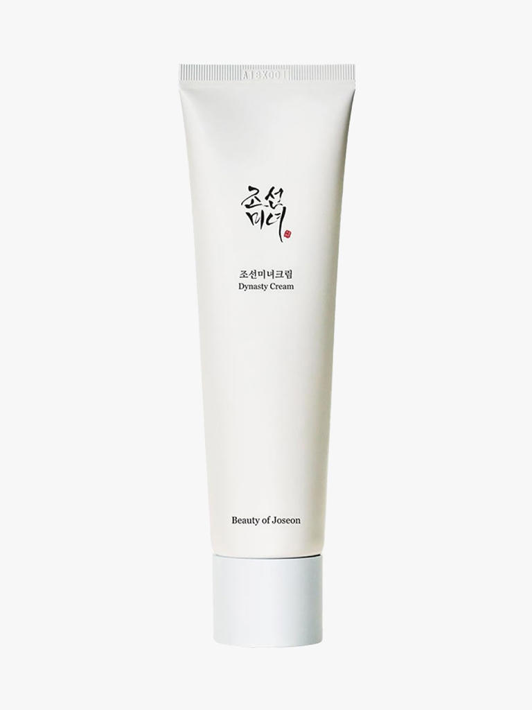 16 Best Korean Moisturizers for a Glass-Like Glow
