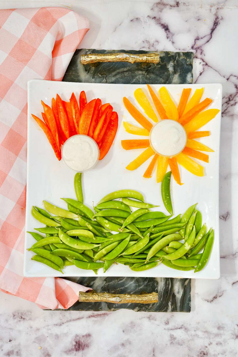 Fun Flower Veggie Tray