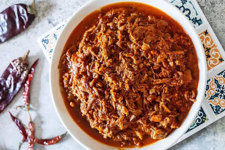 Mexican Shredded Pork Chilorio