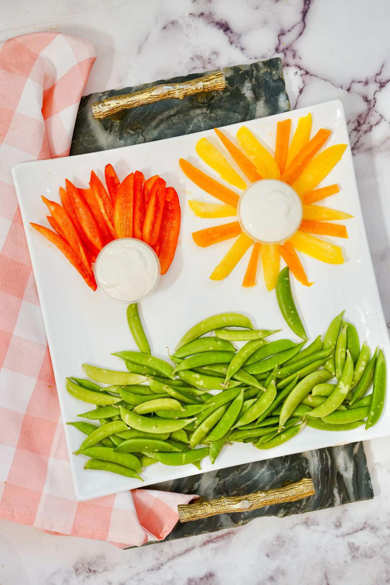 Fun Flower Veggie Tray