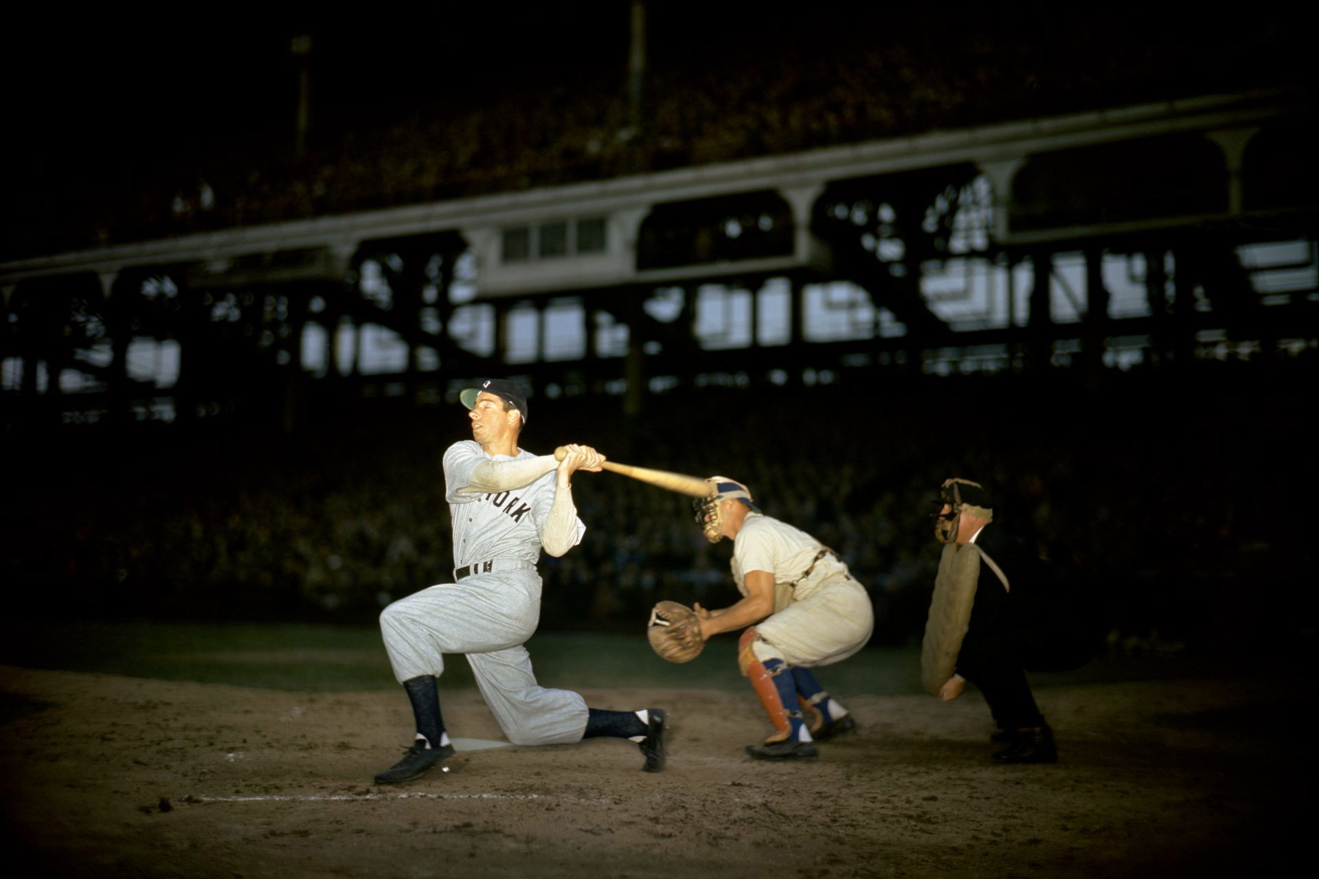 Joe DiMaggio: The tragic story behind one of baseball's biggest legends Joe DiMaggio: The tragic story behind one of baseball's biggest legends
