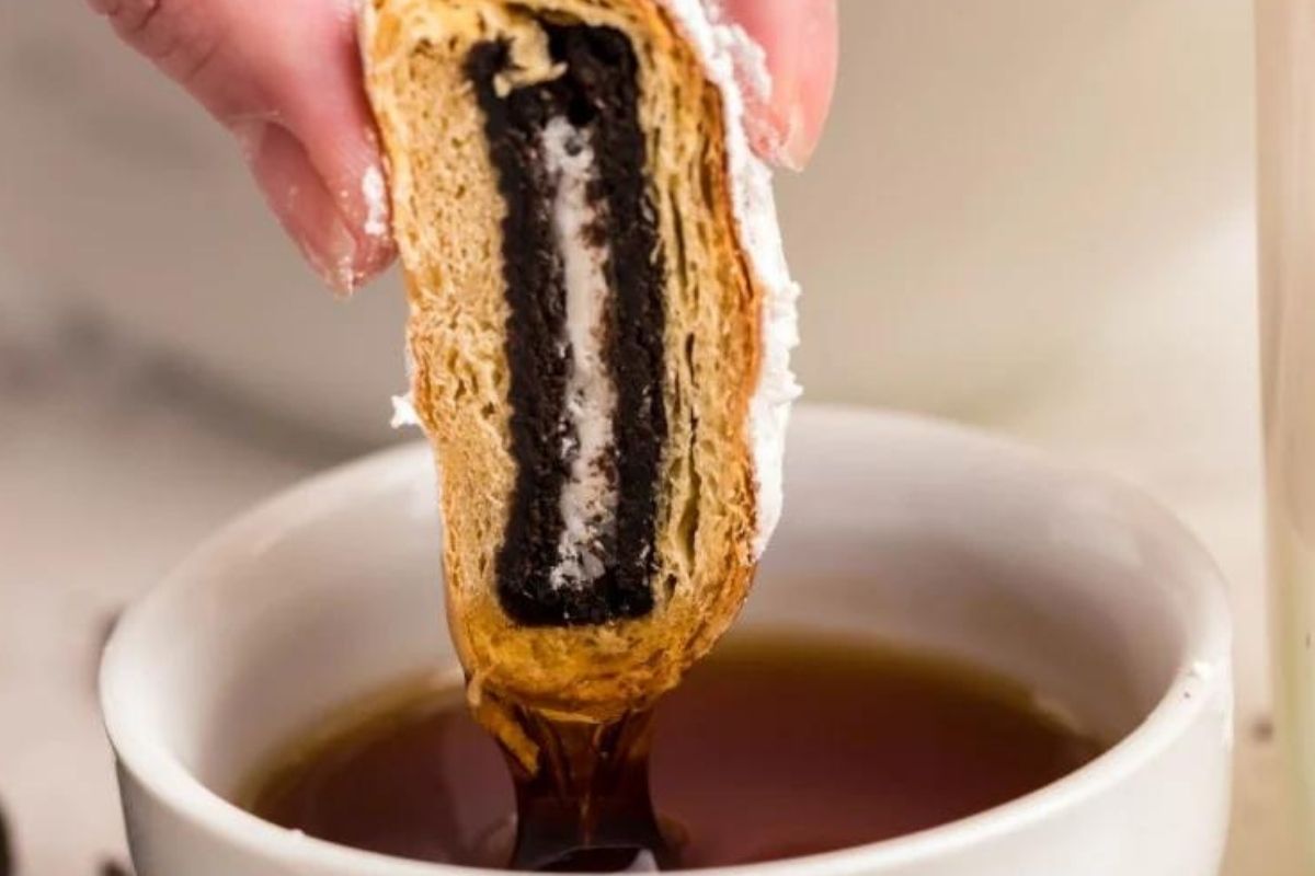 62 Perfect Handheld Dessert Recipes You Must Take A Moment To See