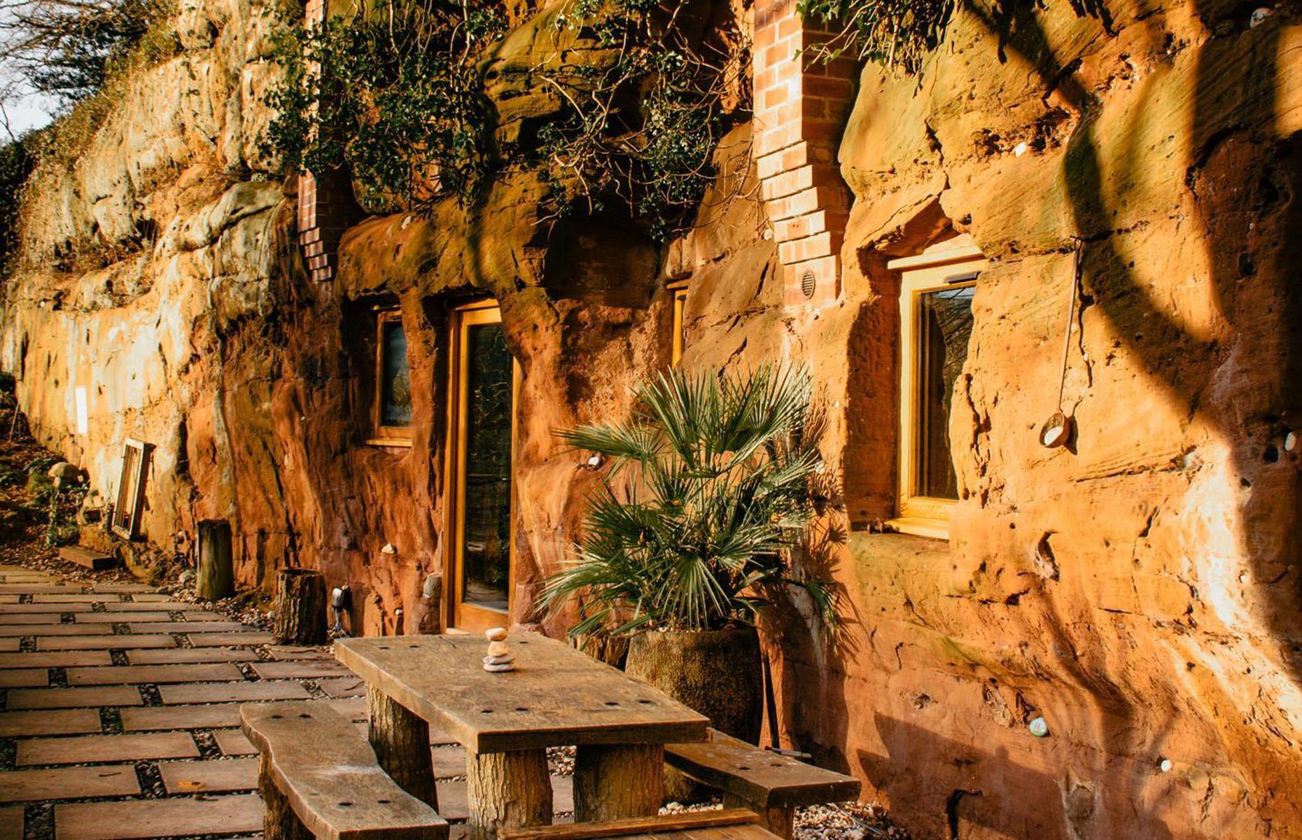 11 magnificent homes that are completely entwined with nature
