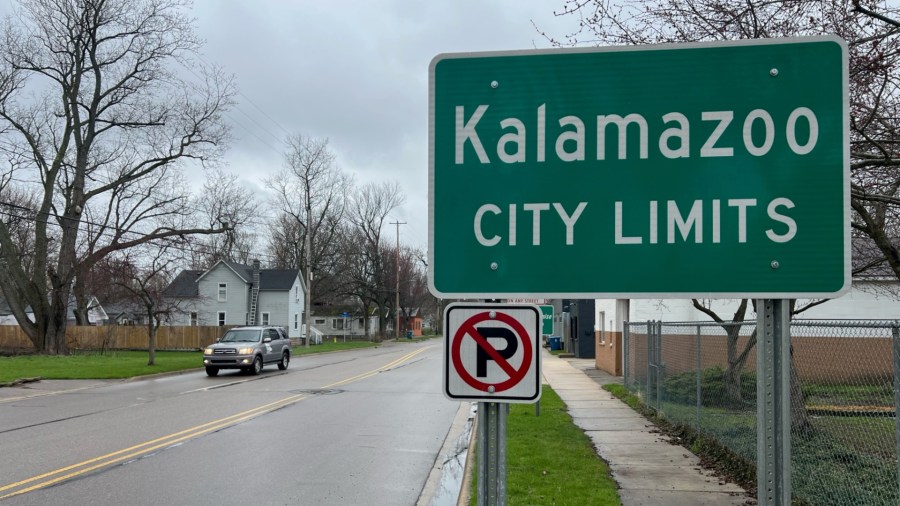 Kalamazoo cancels loan for project to turn hotel into apartments