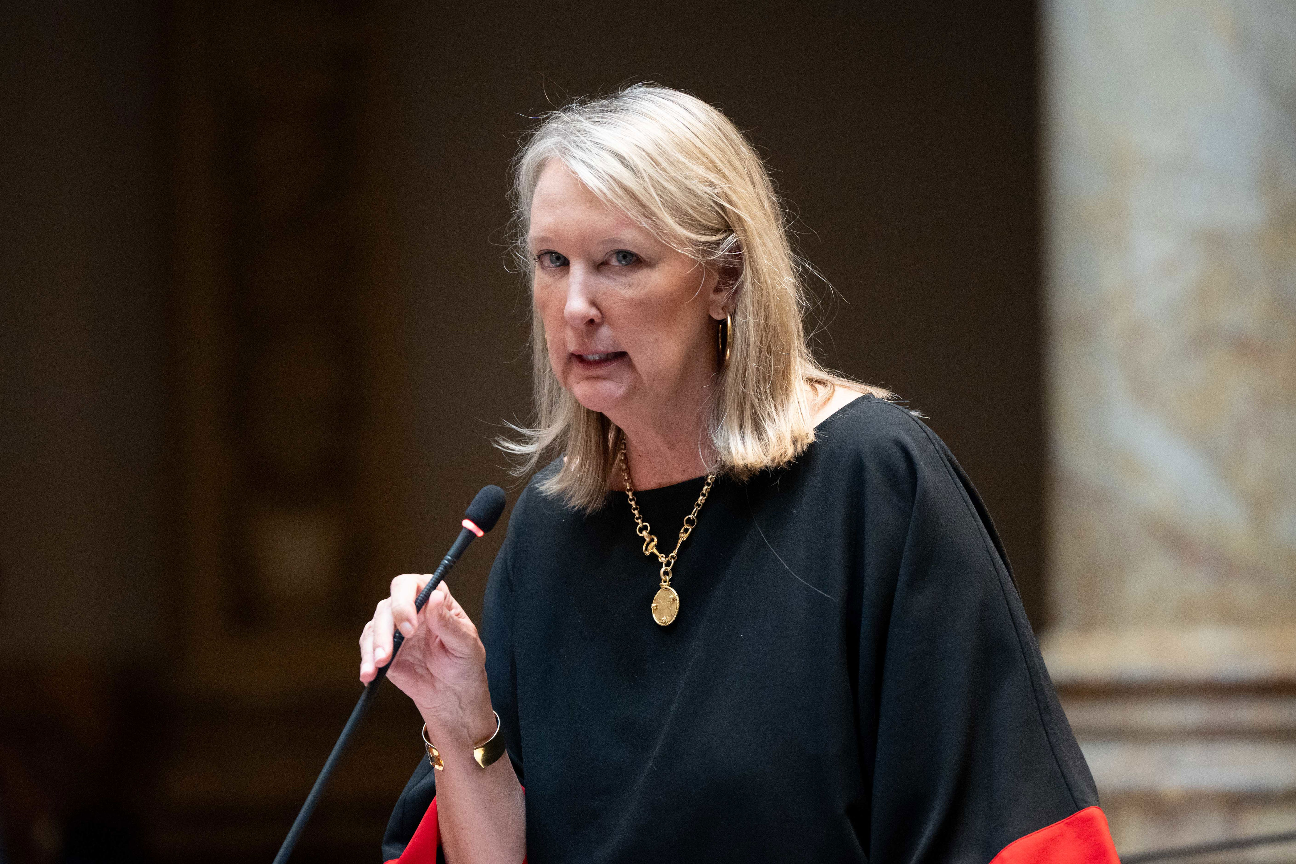 Bill to regulate THC drinks takes another step in Frankfort. What it ...