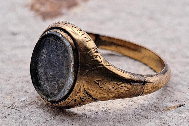 8 Grief Symbols That Help Us Find Meaning in Mourning