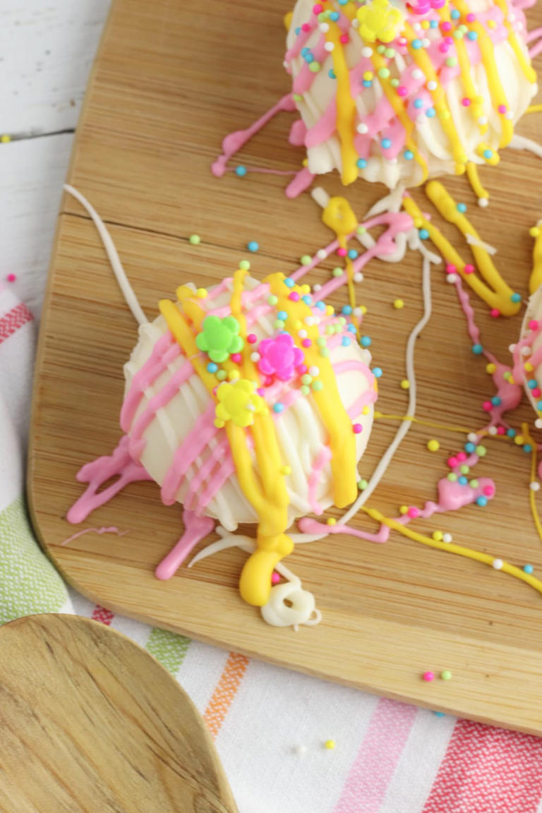 Spring white hot chocolate bombs recipe