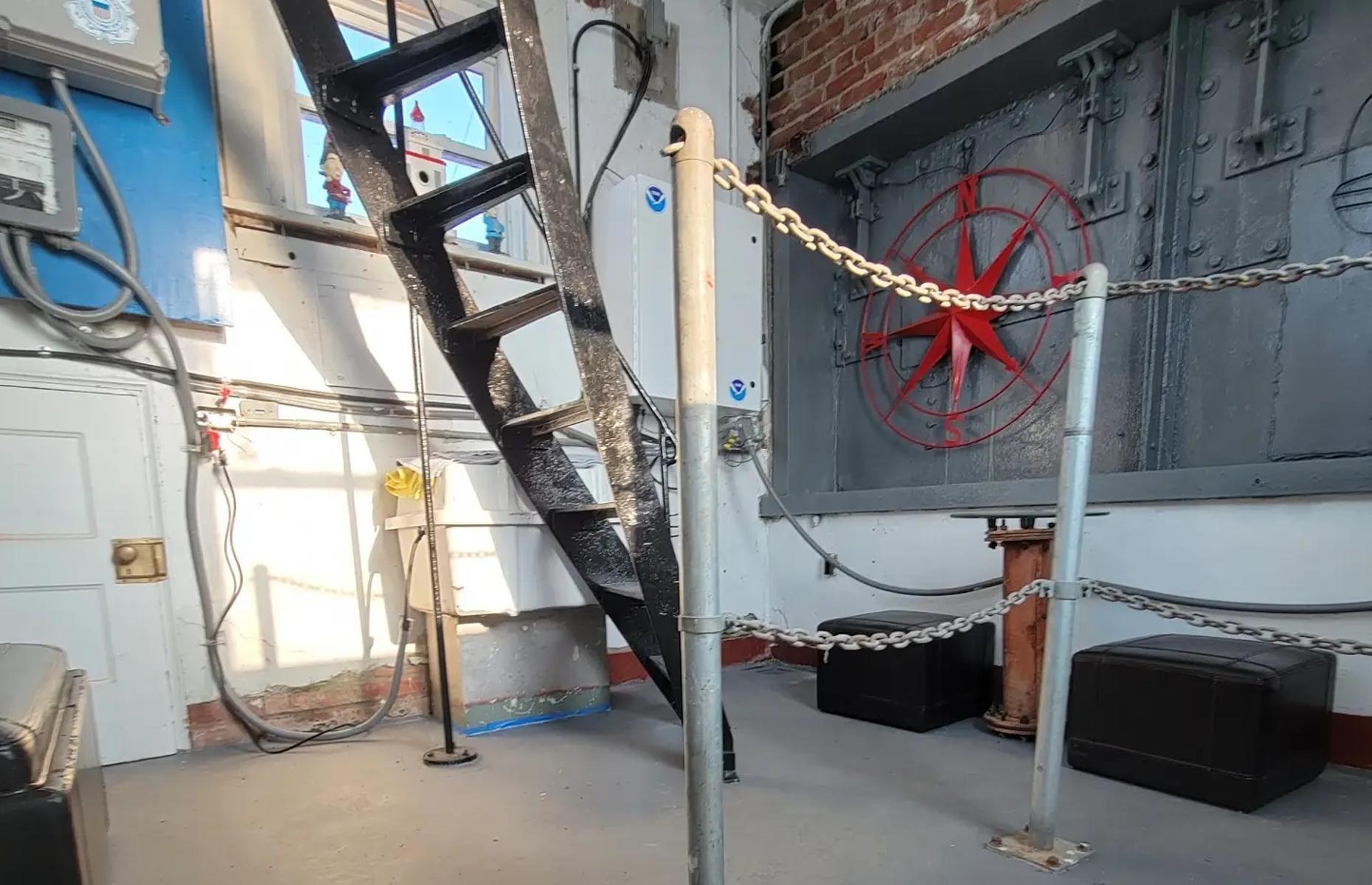 UK weather - live: Flooding chaos sparks ‘get to high ground’ warning ...