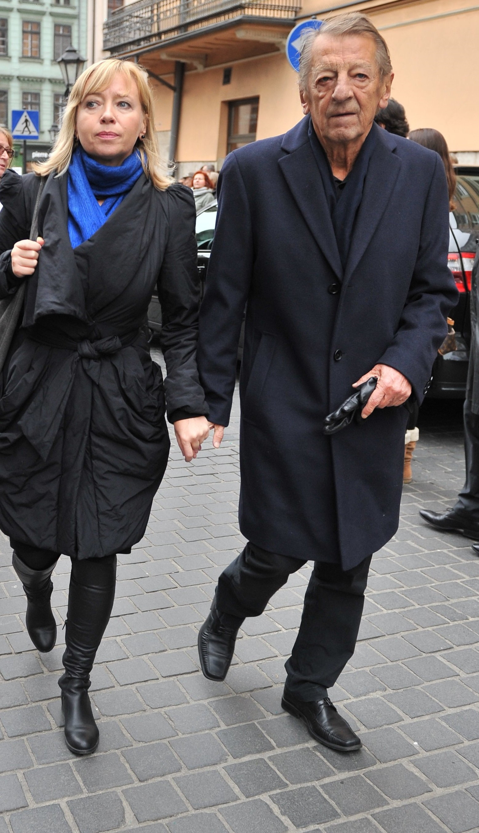 Dorota Segda zagrała spektakl w dniu śmierci męża. "Nie miałam wątpliwości"