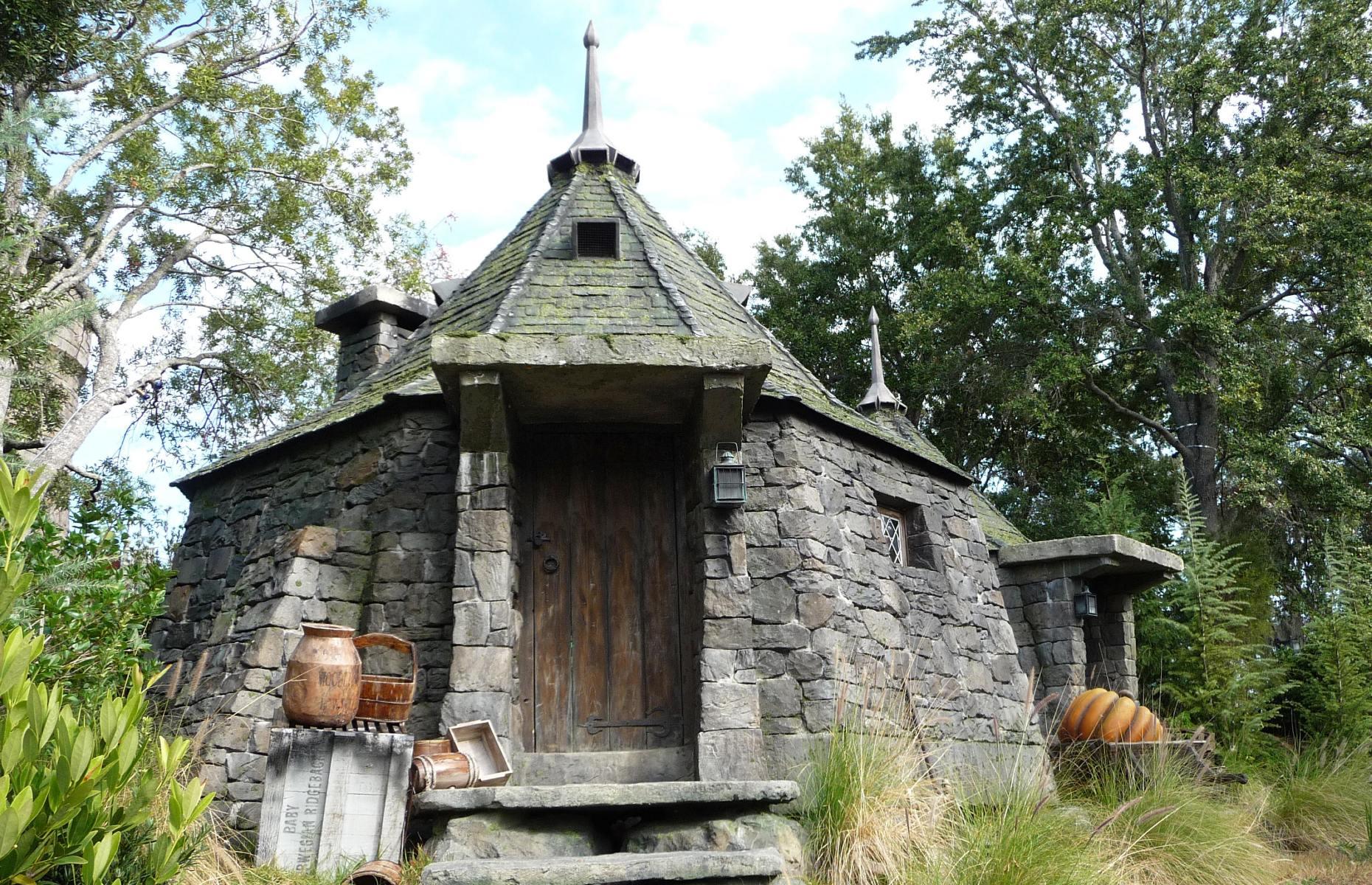 13 iconic buildings that have been recreated