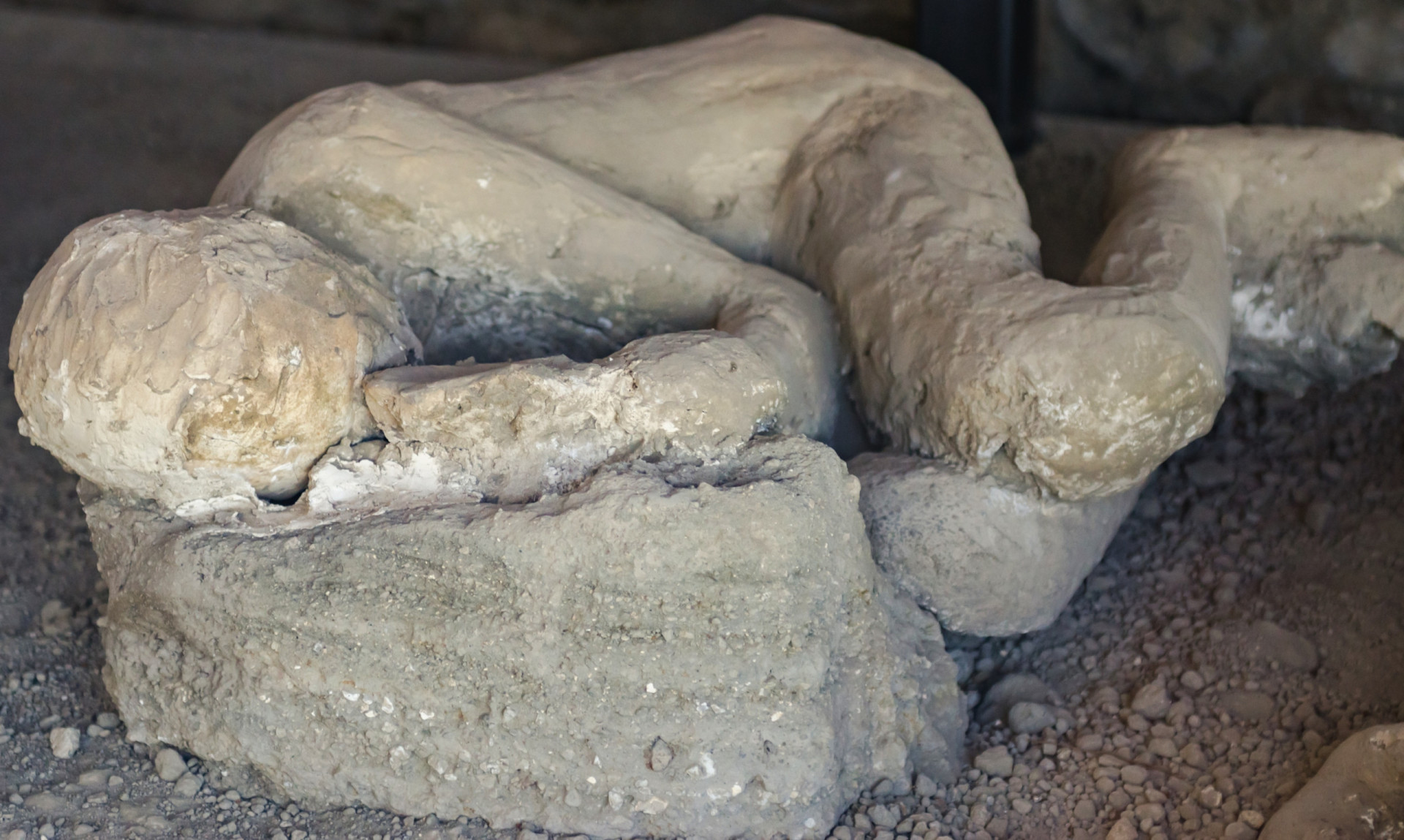 Europas Feuer und Asche: Eine Reise durch seine Vulkanwelten