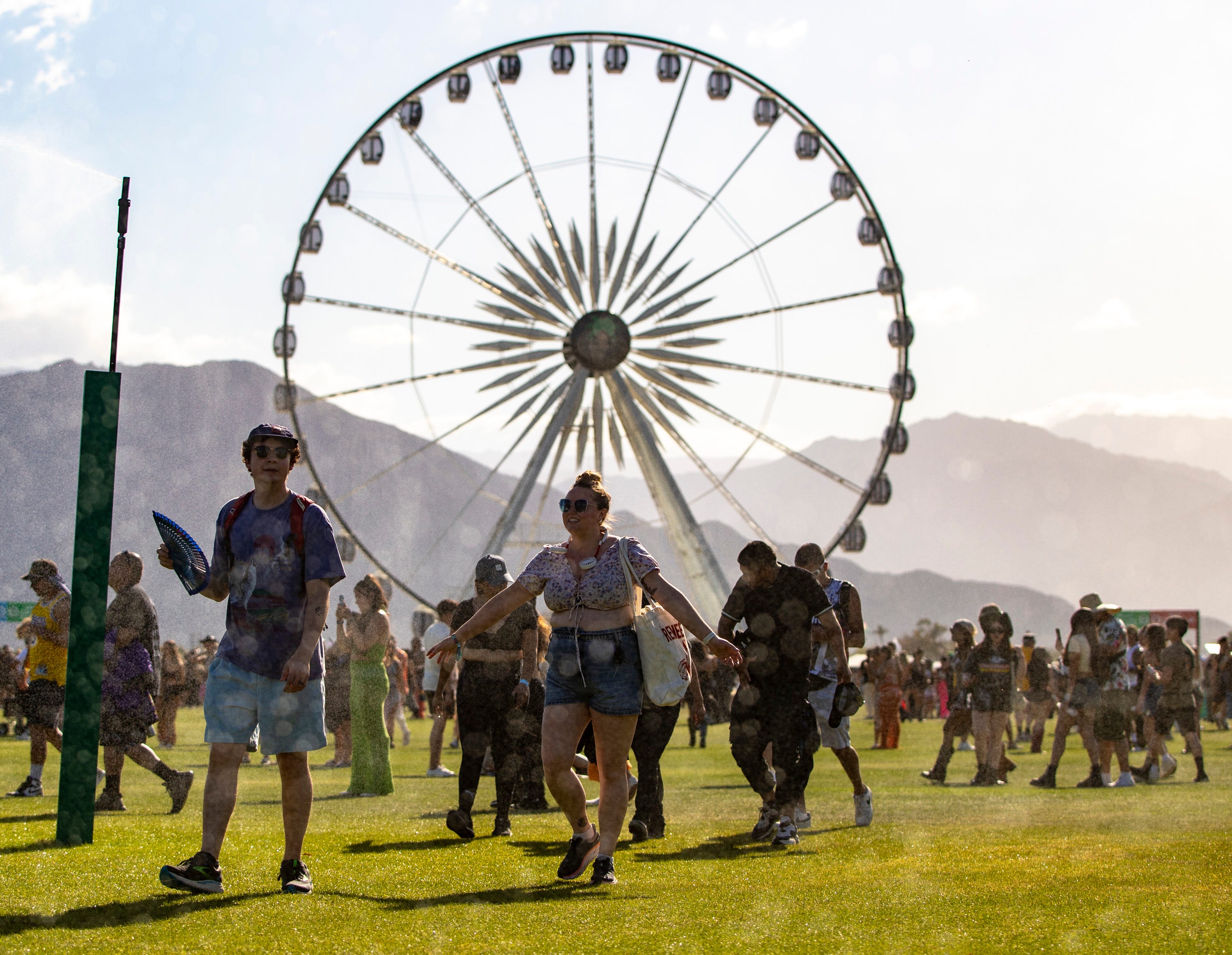 Coachella 2025 essentials: What to bring to the festival and what to ...