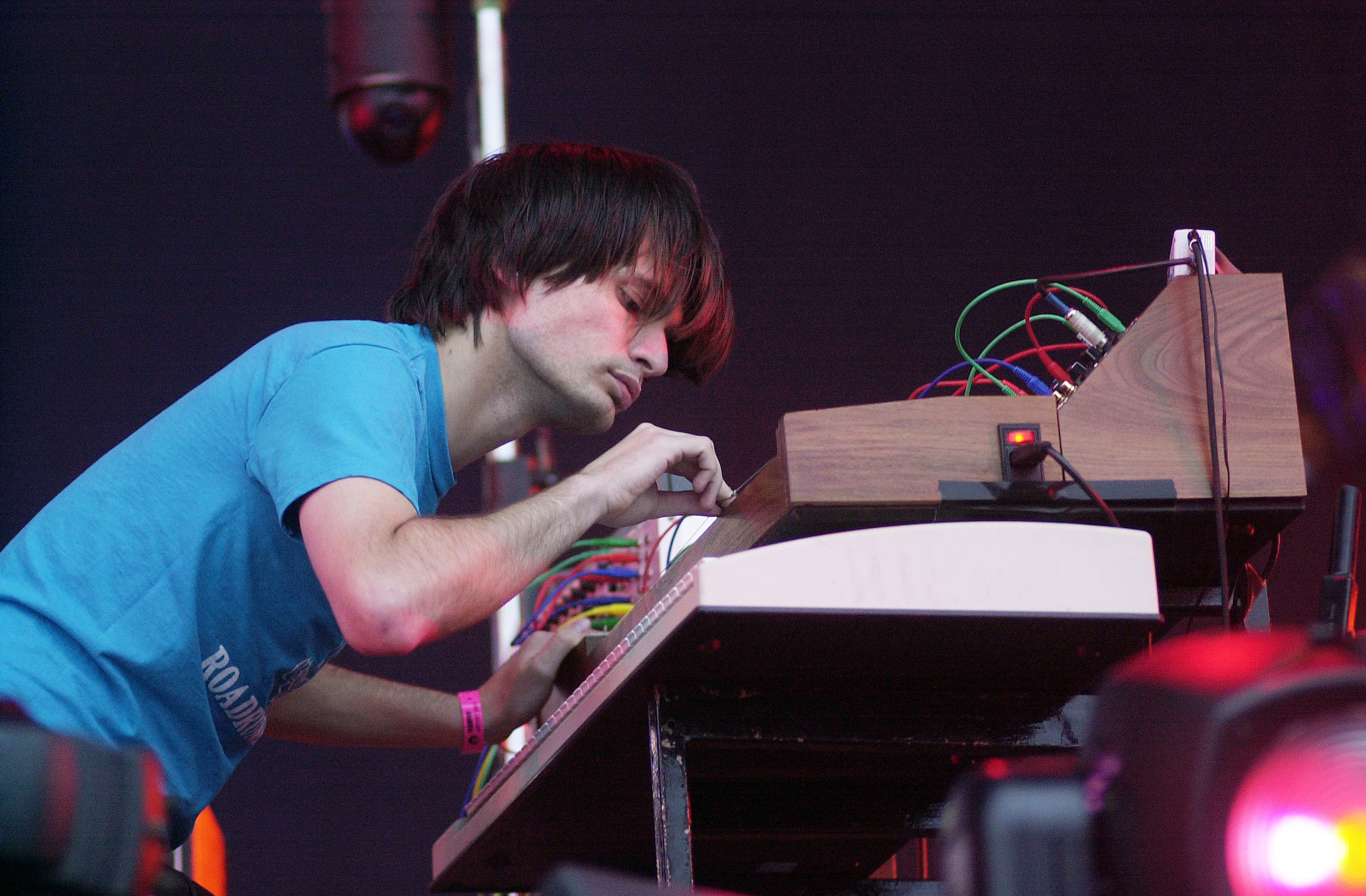 Notable music artists who play multiple instruments quite well