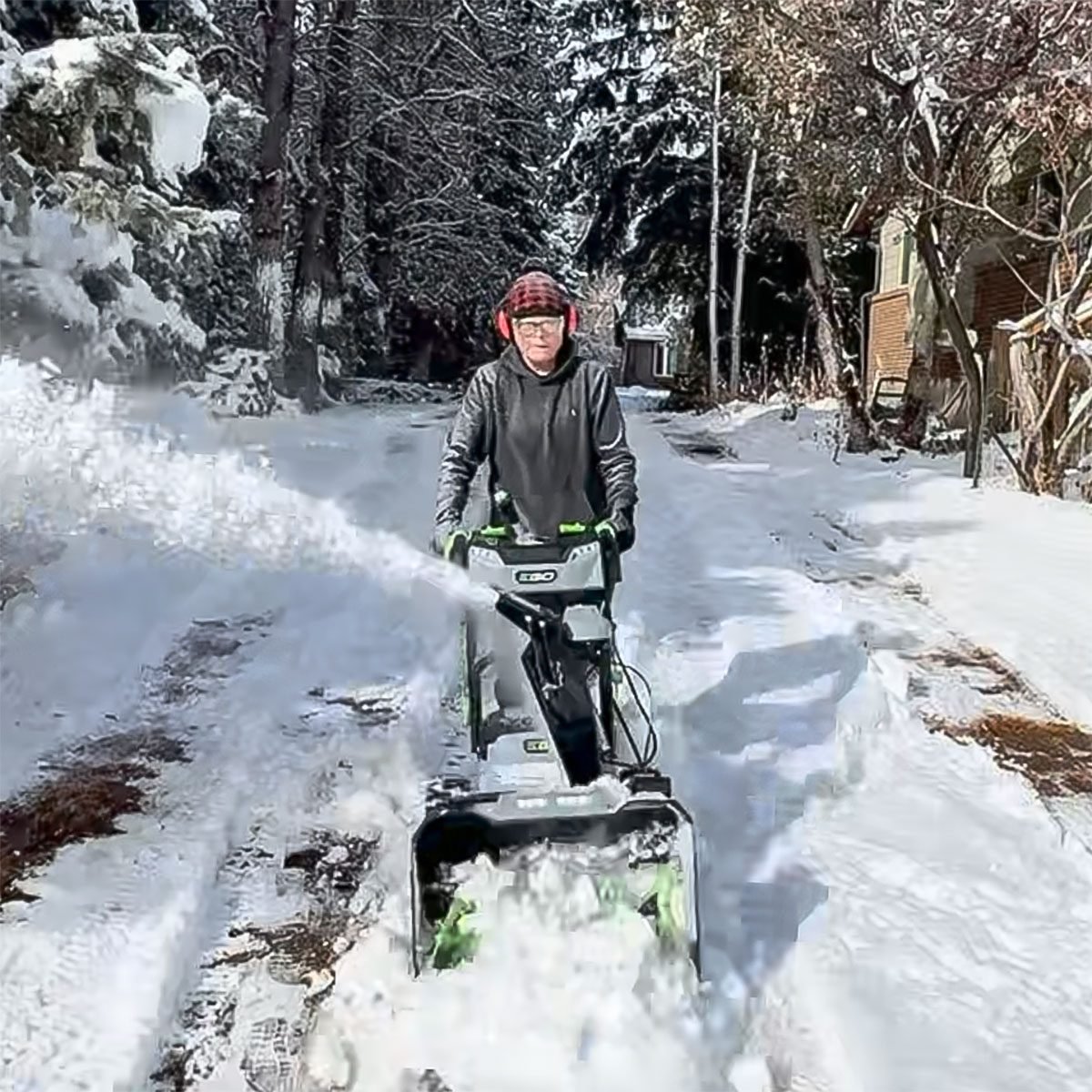 3 Best Cordless Snow Blowers, According to Experts and Testing
