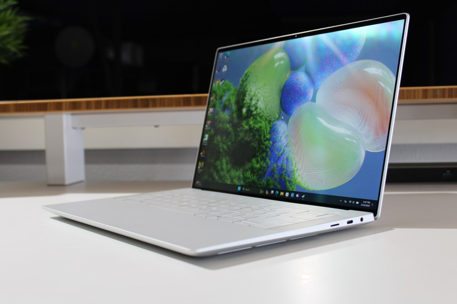 The Dell XPS 14 is on sale at $400 off, but probably not for long