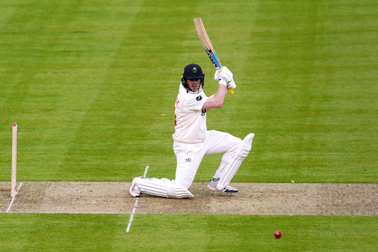 Gloucestershire pile up 546 to put pressure on Glamorgan