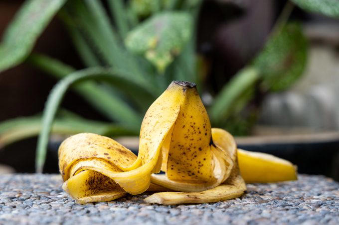 20 Clever Uses for Bananas (Besides Eating Them)