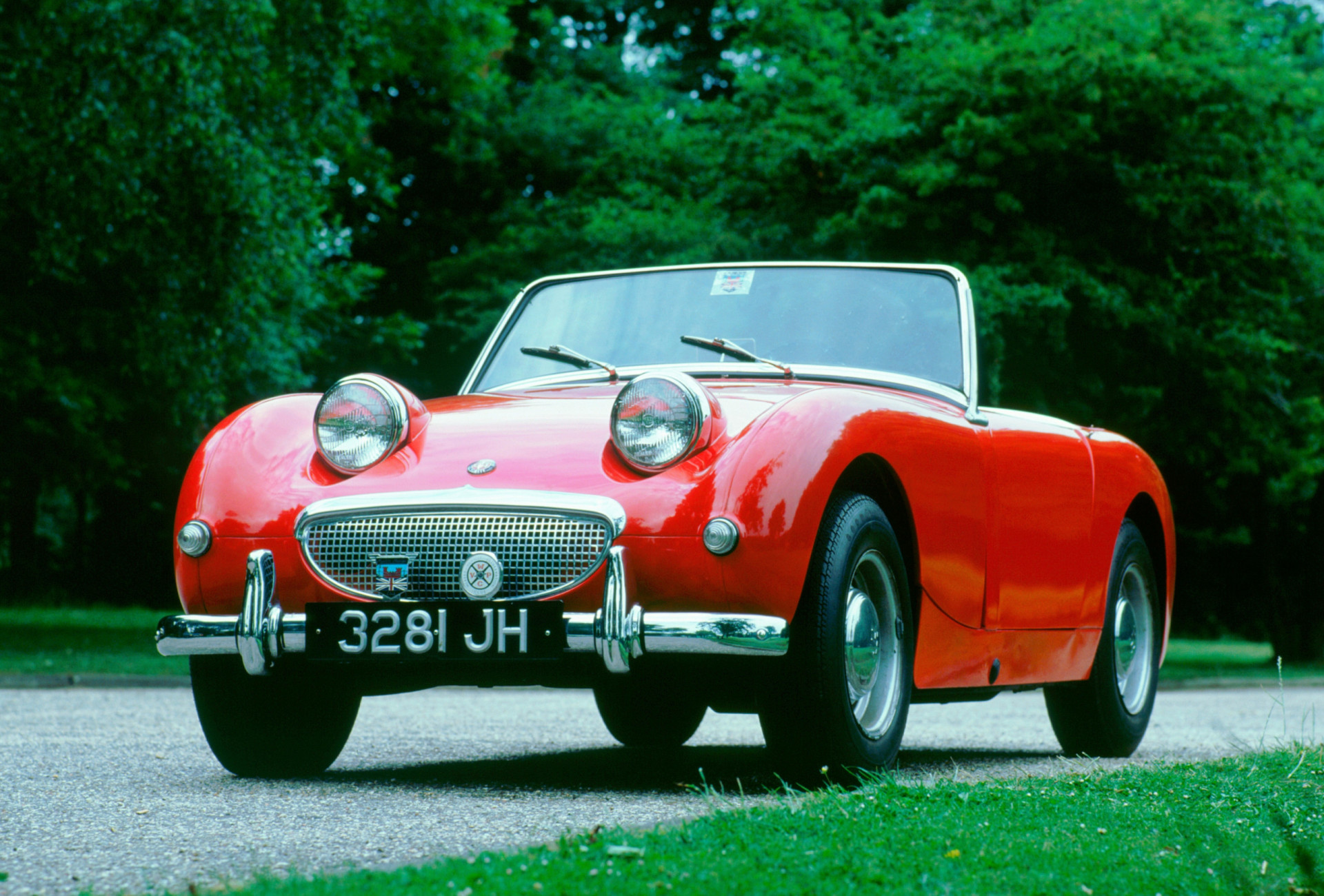 Classic convertibles: iconic drop-top vehicles