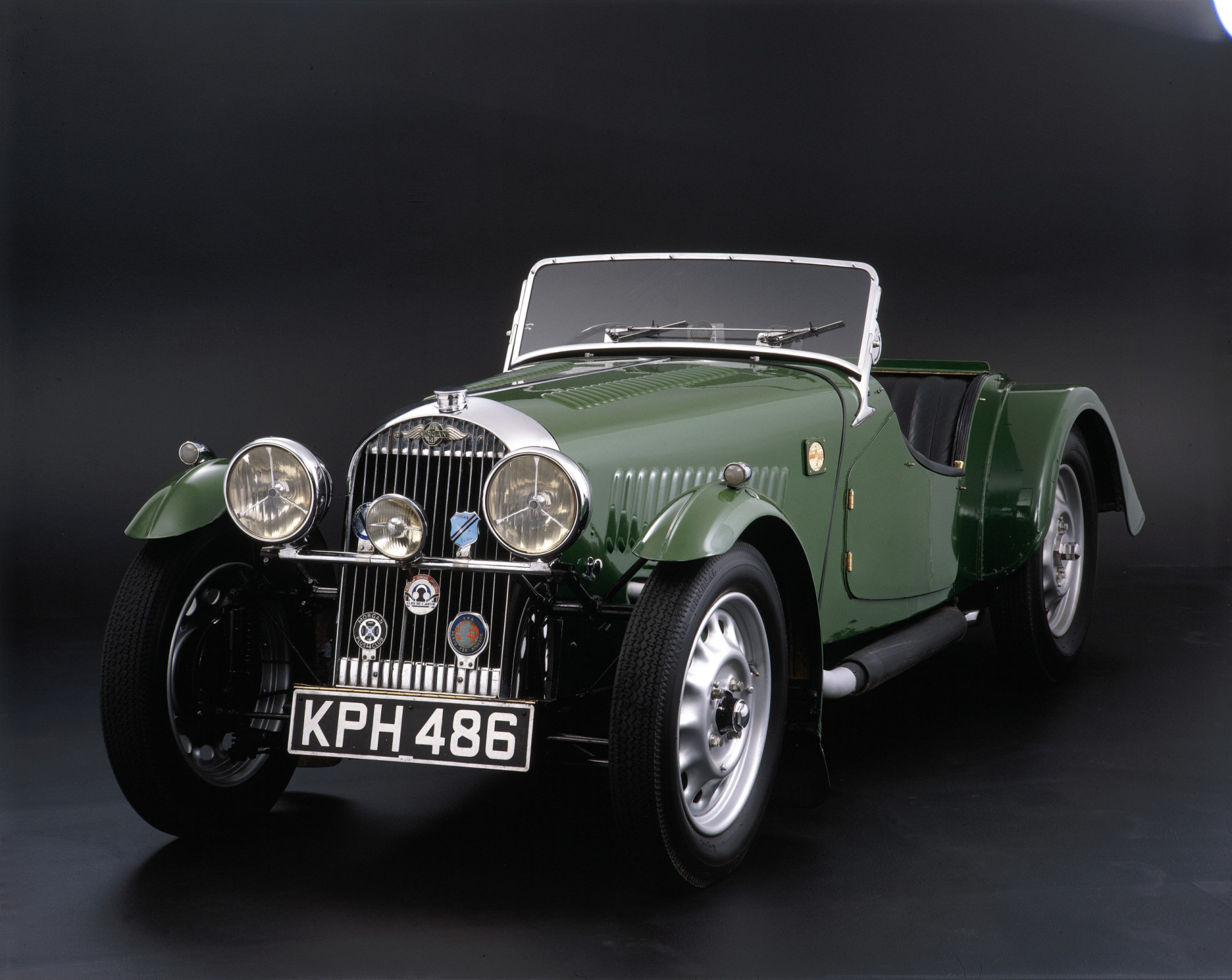 Classic convertibles: iconic drop-top vehicles