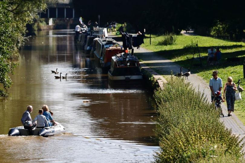 Britain braced for 30C heatwave blast from Europe as weather maps turn red Britain braced for 30C heatwave blast from Europe as weather maps turn red
