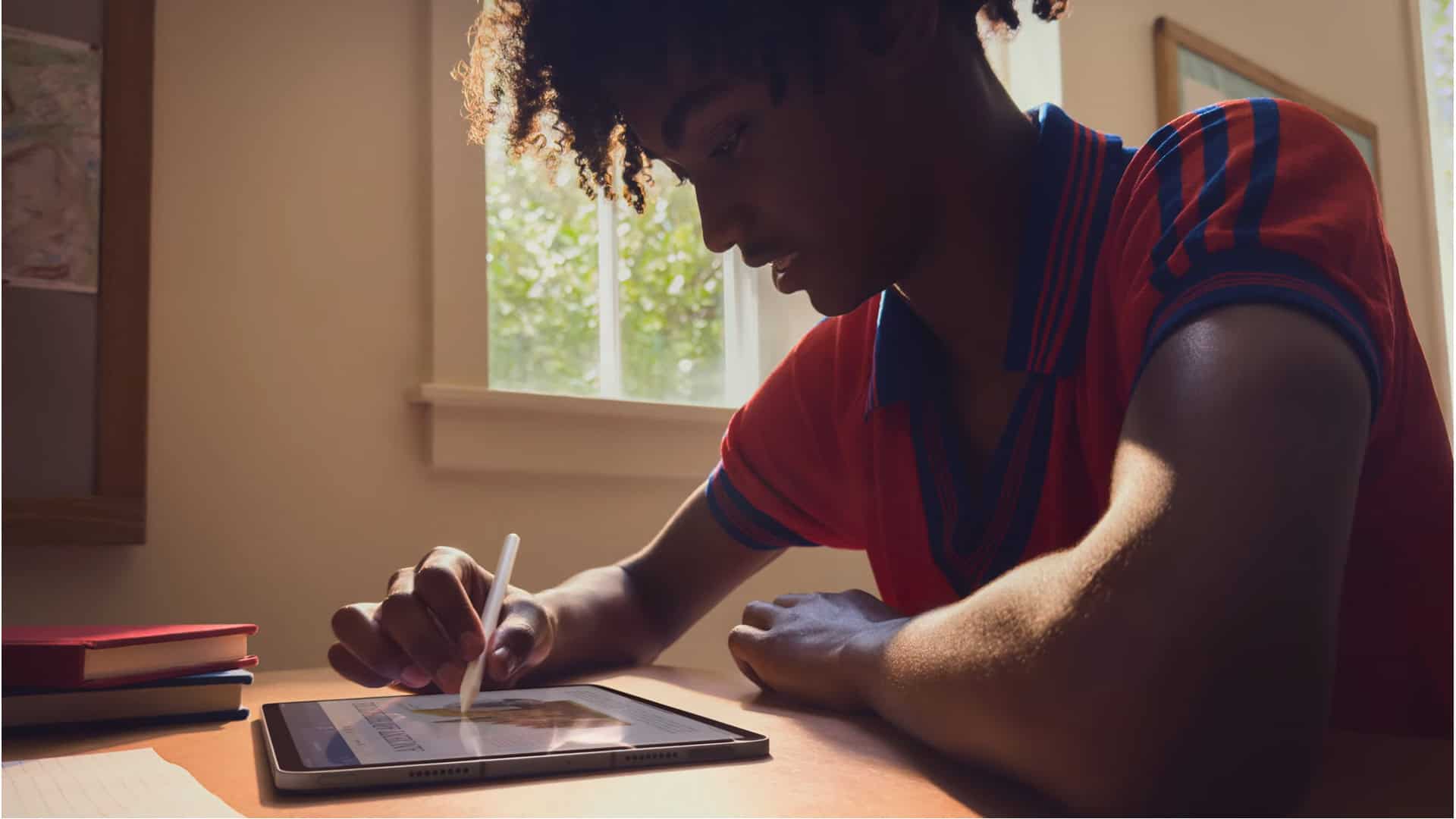 Apple’s Foldable iPad Reportedly Delayed Until 2029 Amid Design Challenges