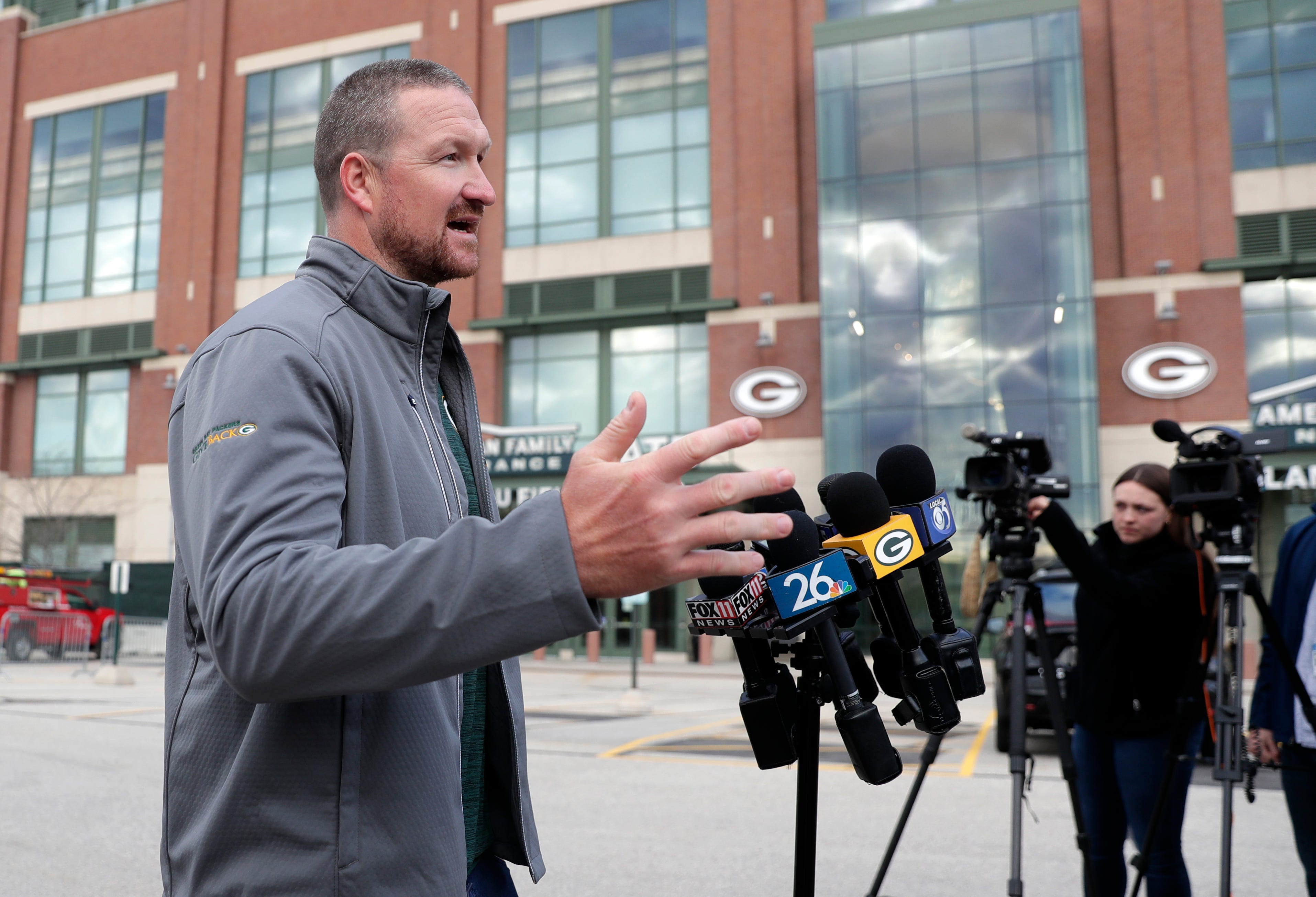 ESPN Milwaukee adds three former ex-Packers and ex-SportsCenter anchor ...