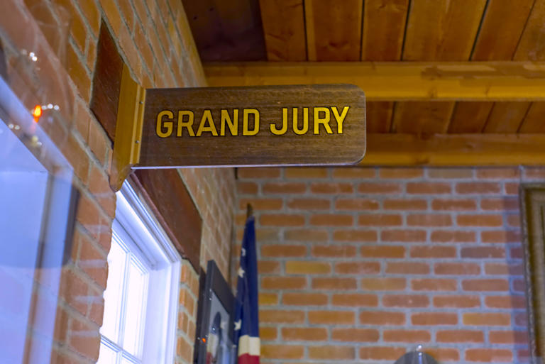 Grand Jury indicts Sheriff’s deputy, 17 others connected to drug ...