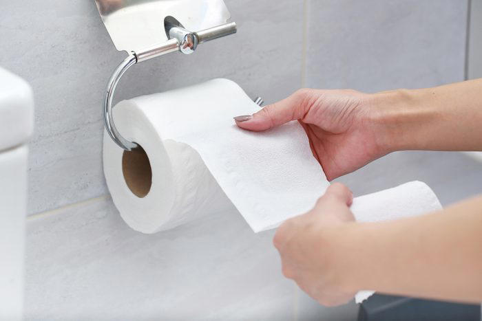 8 symptoms of colon polyps