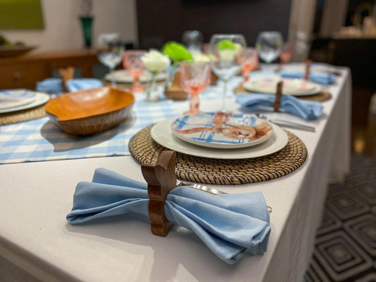 SPRING TABLE DECOR IDEAS AND DECORATIONS YOU’LL LOVE!