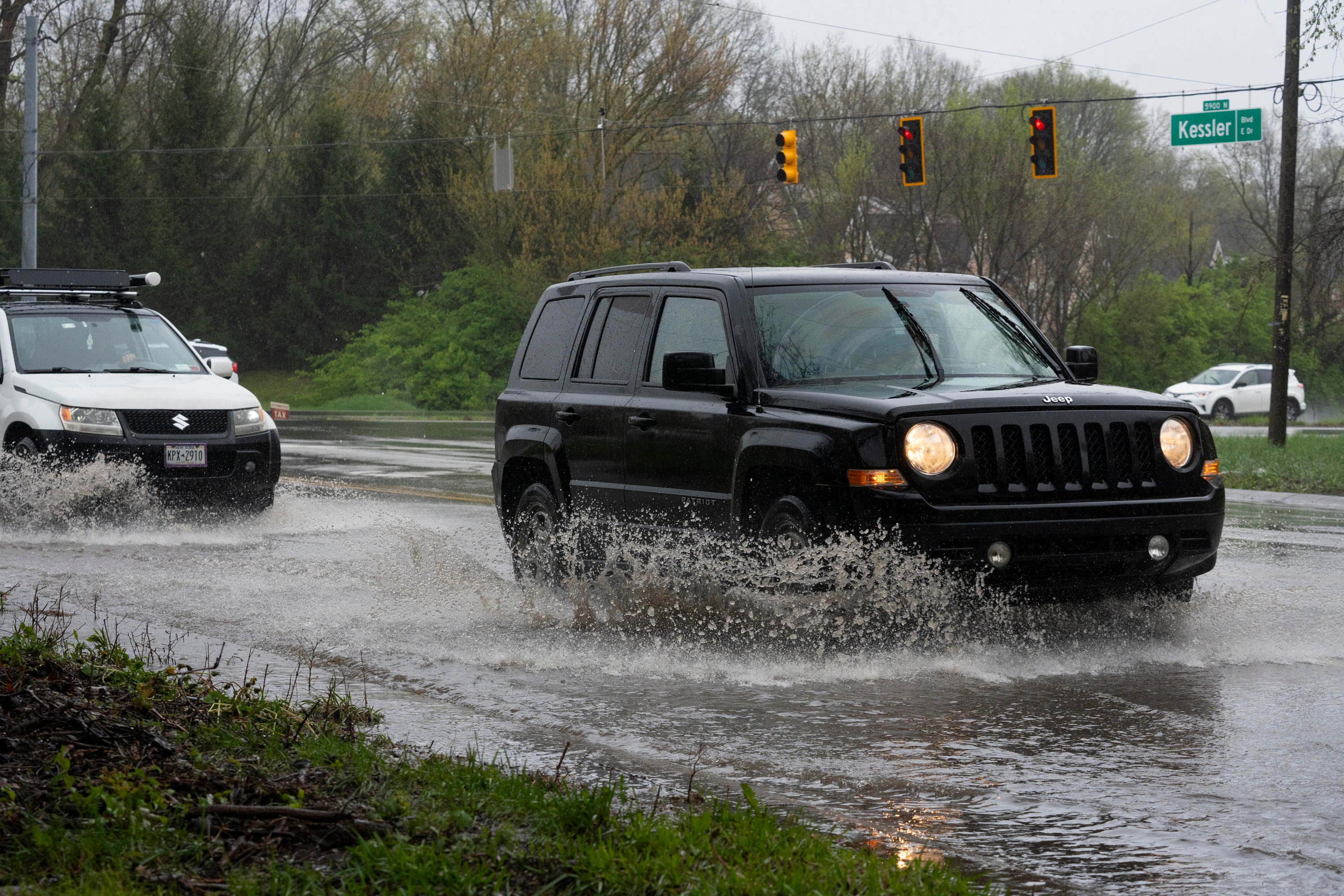 Central Indiana weather going from 66 to 32 like it saw a state trooper