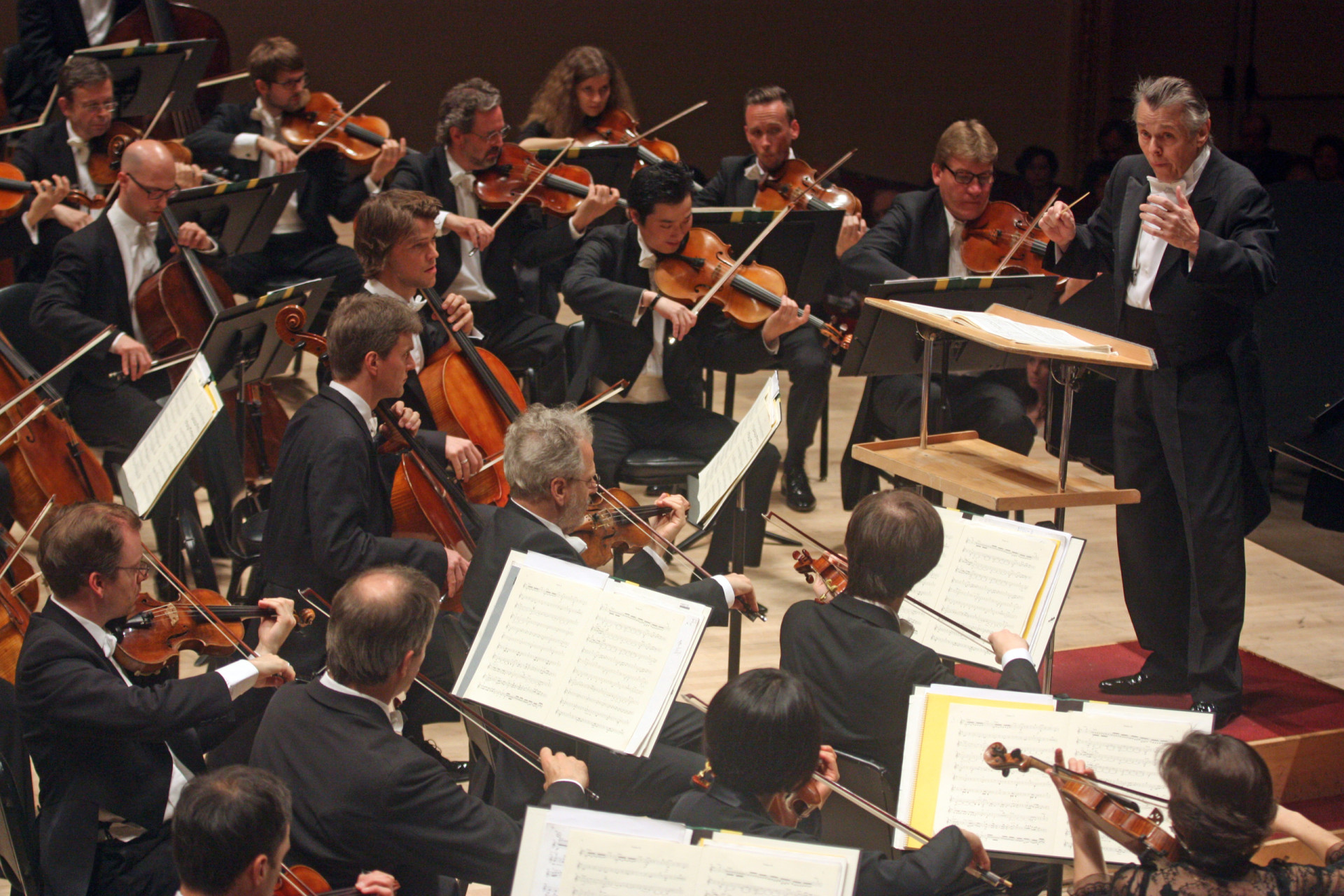 Les maîtres de la symphonie : découvrez les plus grands orchestres du monde