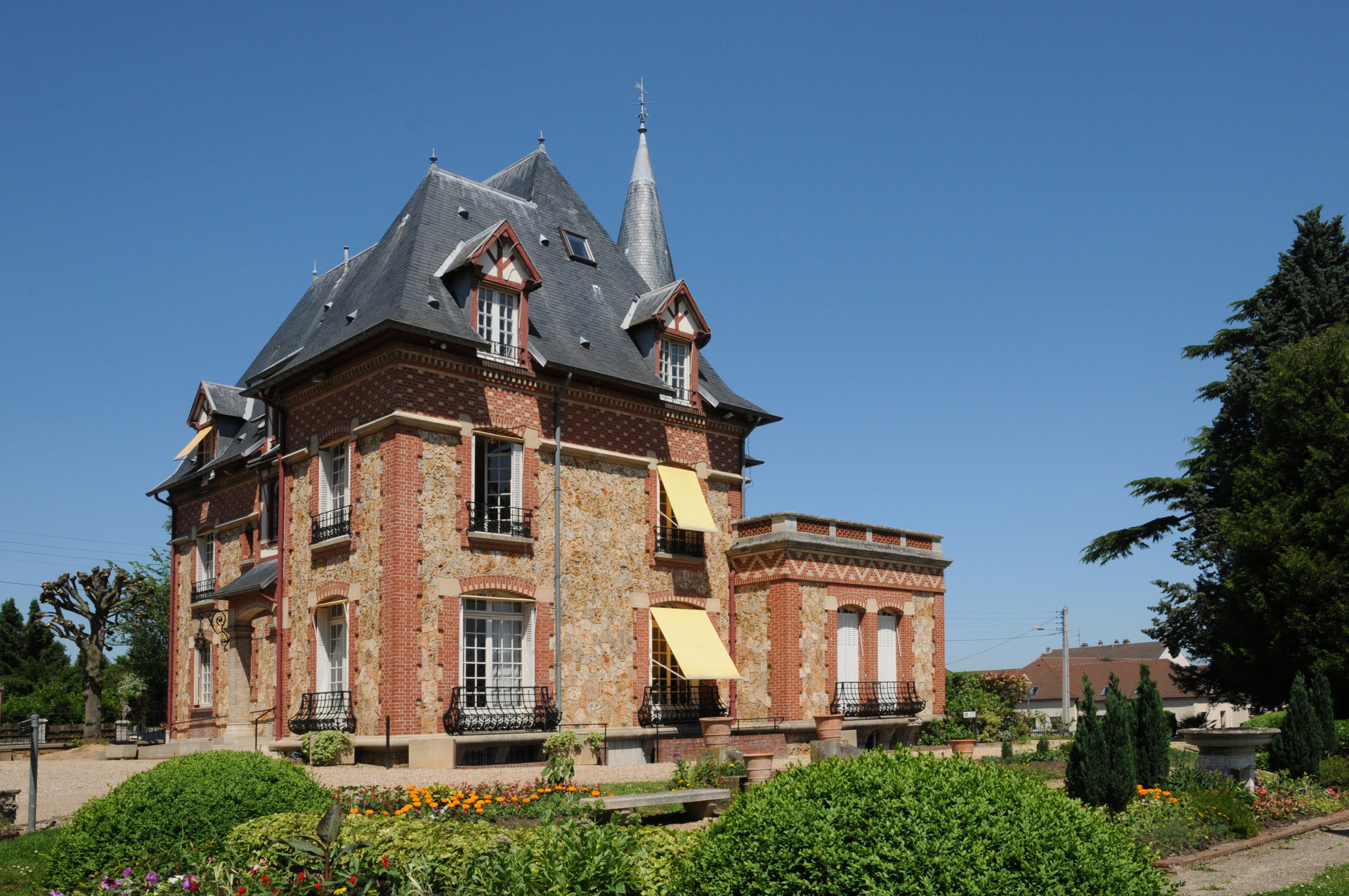 À la découverte des plus jolies mairies de France