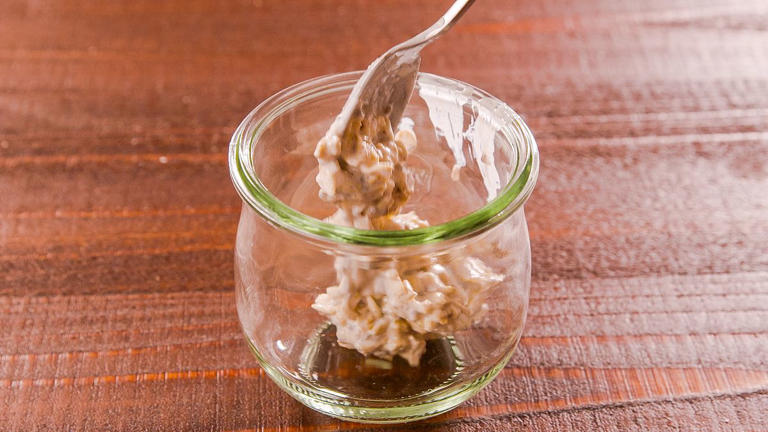 Our favorite overnight oats recipe will simplify your mornings