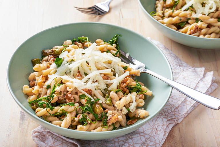 6 spring pasta recipes ready in 30 minutes or less