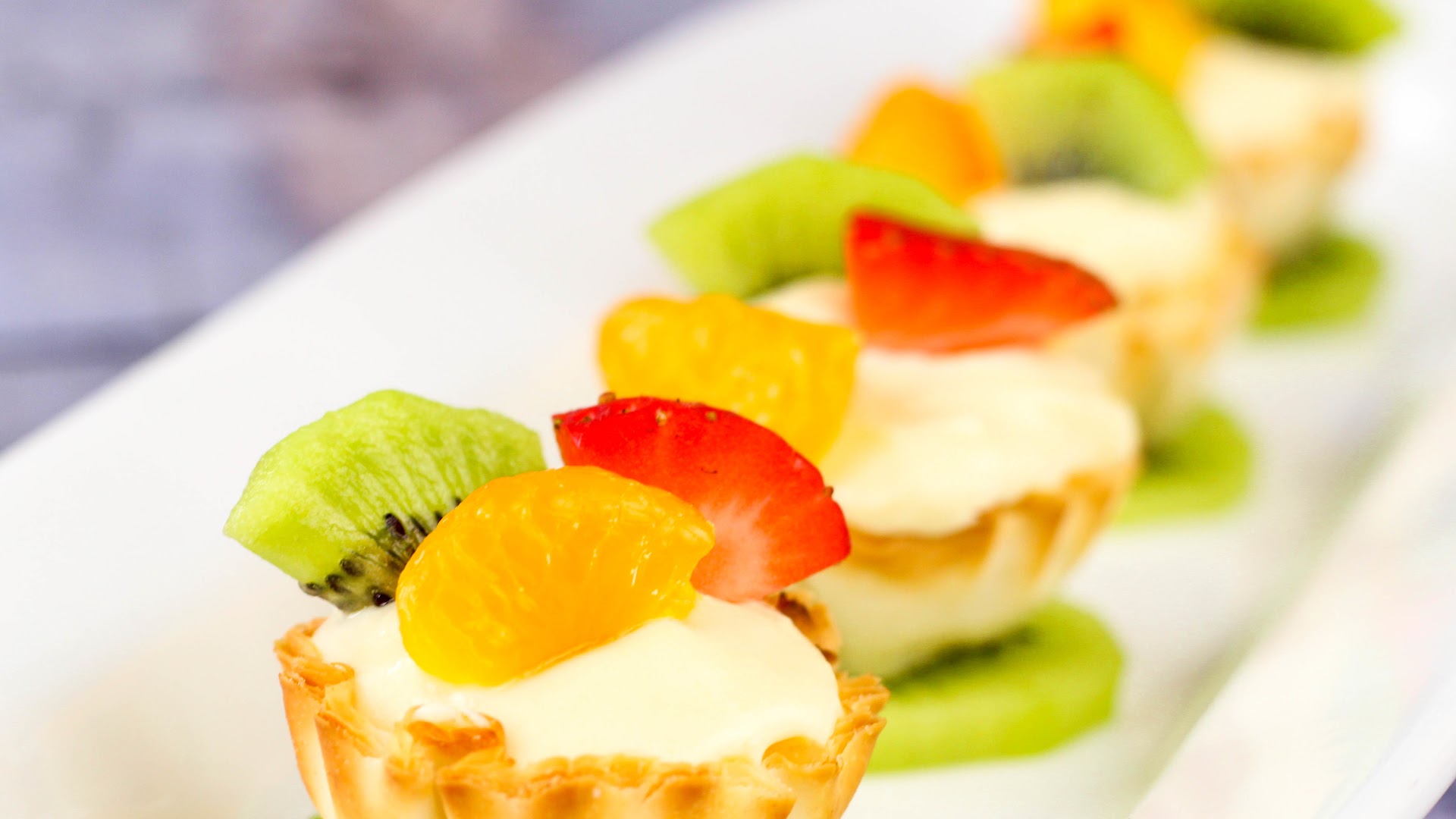 These Cute Little Fruit Tarts Are Delicious - Phyllo Fruit Tarts