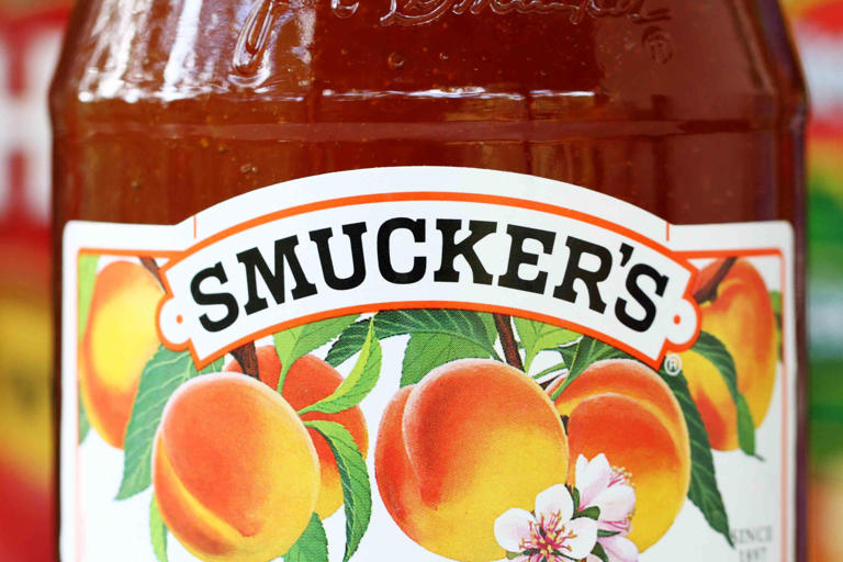 The only way you should store jam, according to Smucker's