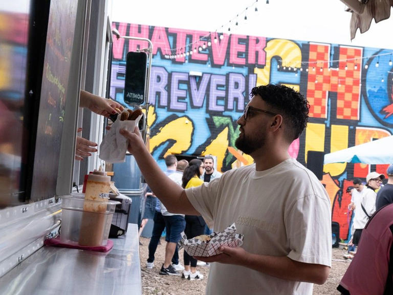 WindsorEats' 3-day Cinco de Mayo fiesta draws thousands WindsorEats' 3-day Cinco de Mayo fiesta draws thousands