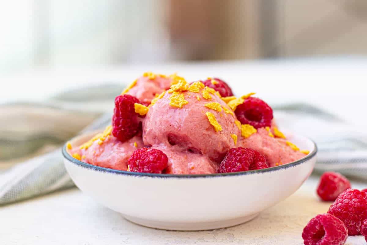 18 Frozen Treats That Make Summer Bearable
