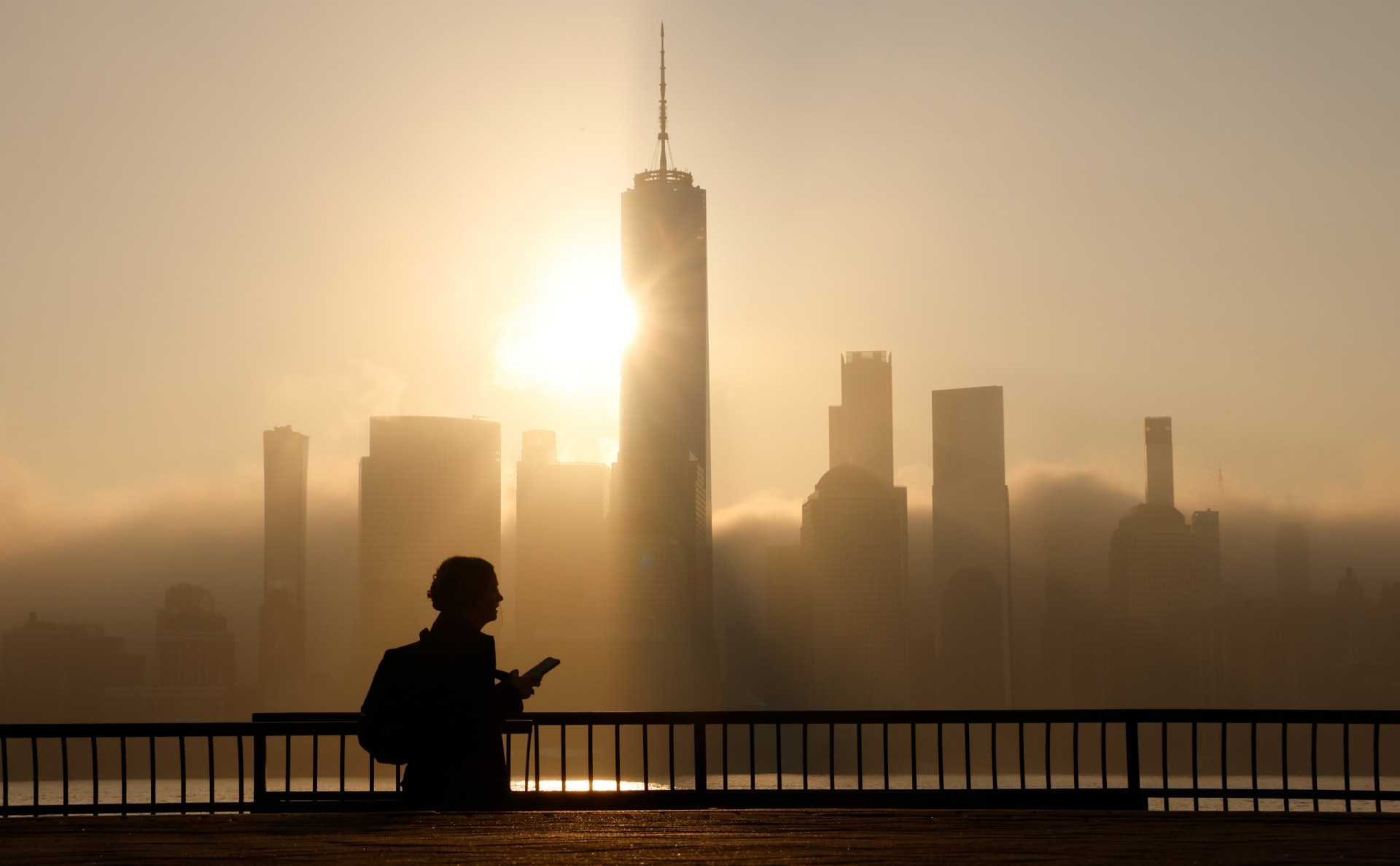How to practice mindfulness while commuting