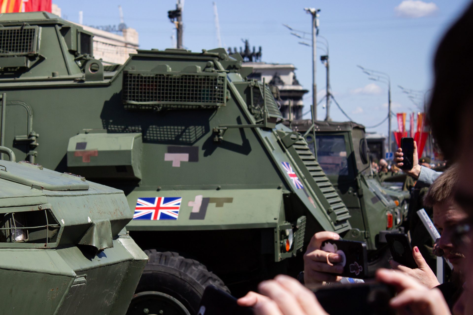Western weapons on display: a Russian exhibit of equipment it captured ...